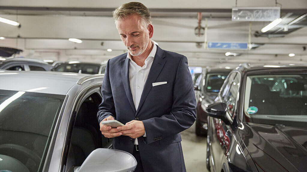 Mit Apps smarter parkieren - streetlife.ch